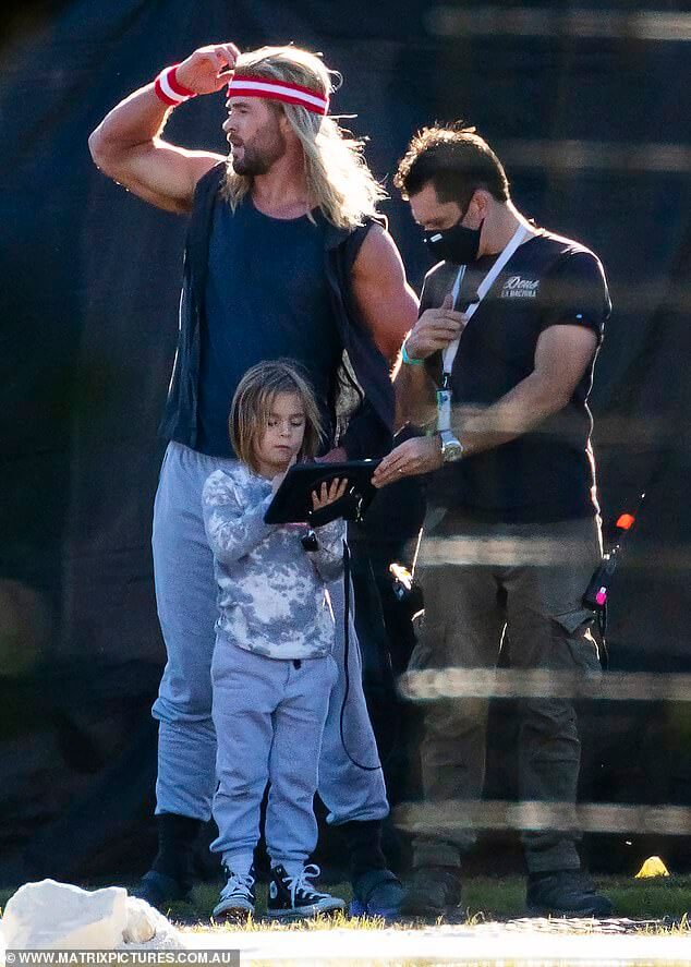 New ‘Thor 4’ Set Photos Hint At How The God Of Thunder Gets His Body ...